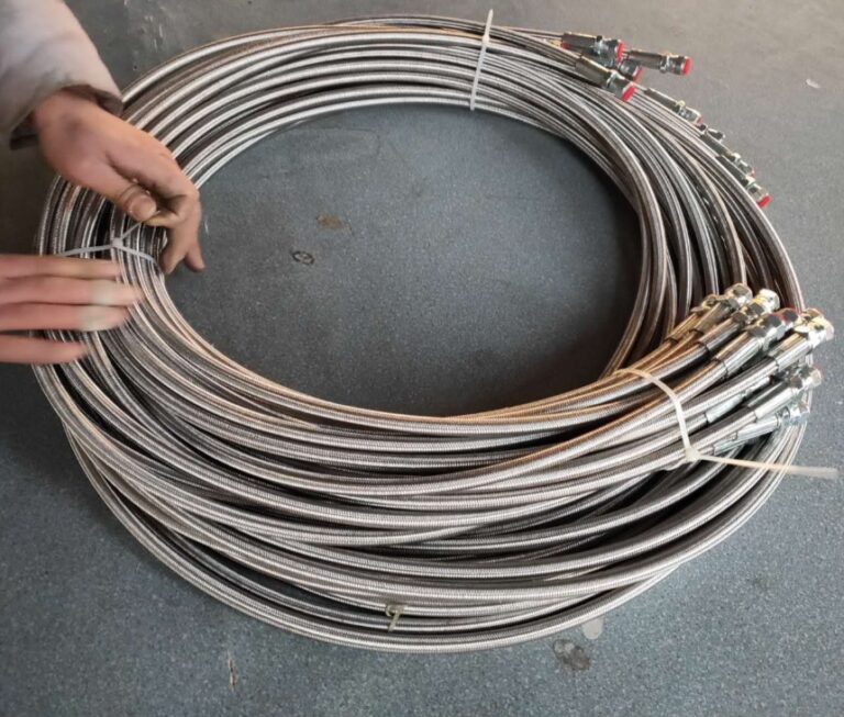 Ống PTFE - TEFLON bọc lưới Inox - thép không gỉ chịu áp suất cao phi 25 ...